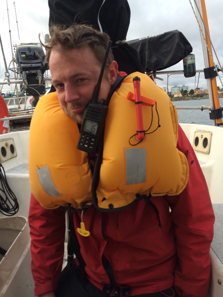Redoing boom running rigging - Sail Dive Fish